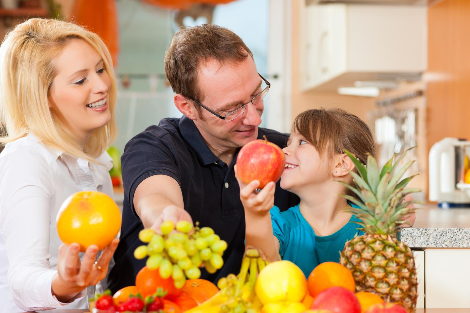7 Tips to Make Your Family Follow a Healthy Lifestyle Routine - Norfolk ...